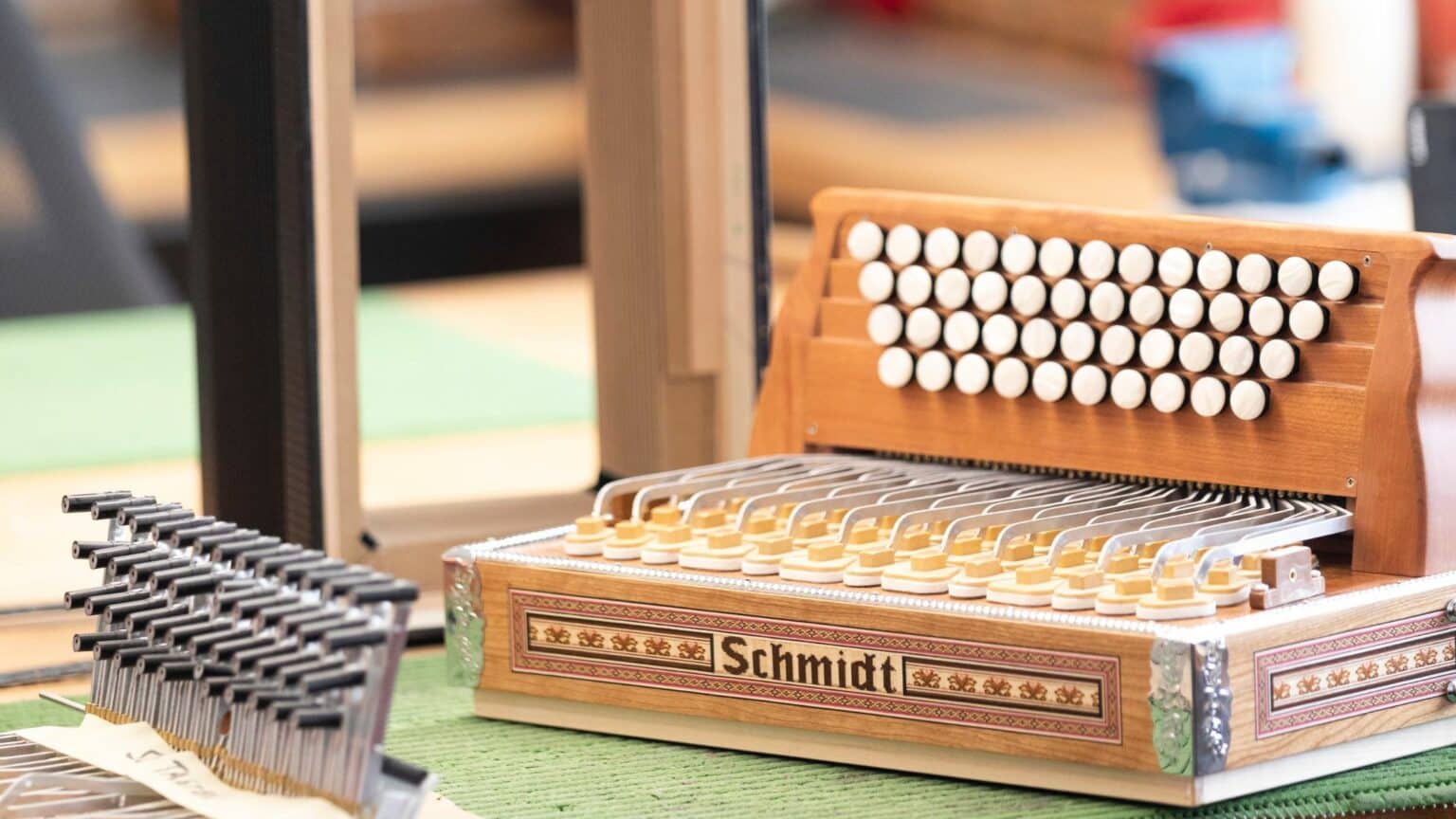 Wie funktioniert eine Steirische Harmonika? | Quetschn Academy